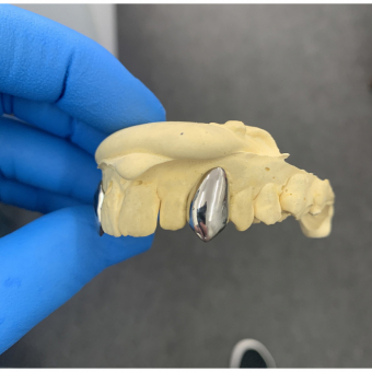 Single Grillz Vampire Fangs Grillz